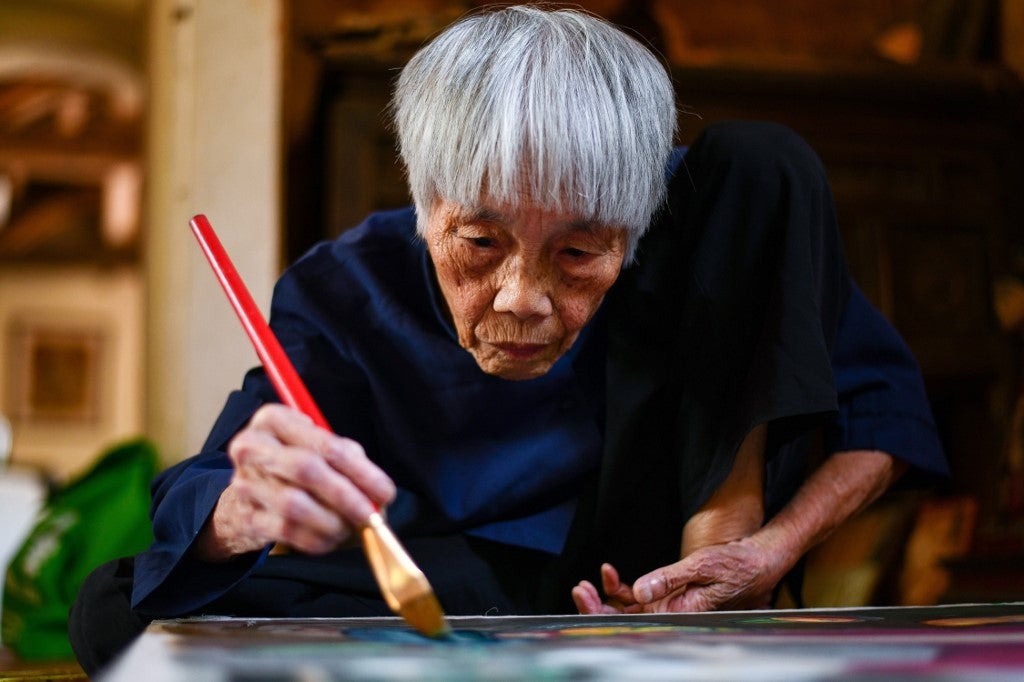 New research suggests humans can live to be 150 years old but there is ...