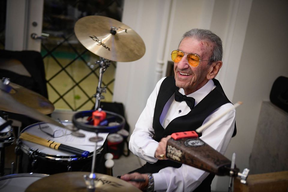Remarkable 99-year-old musician and Holocaust survivor is still beating ...