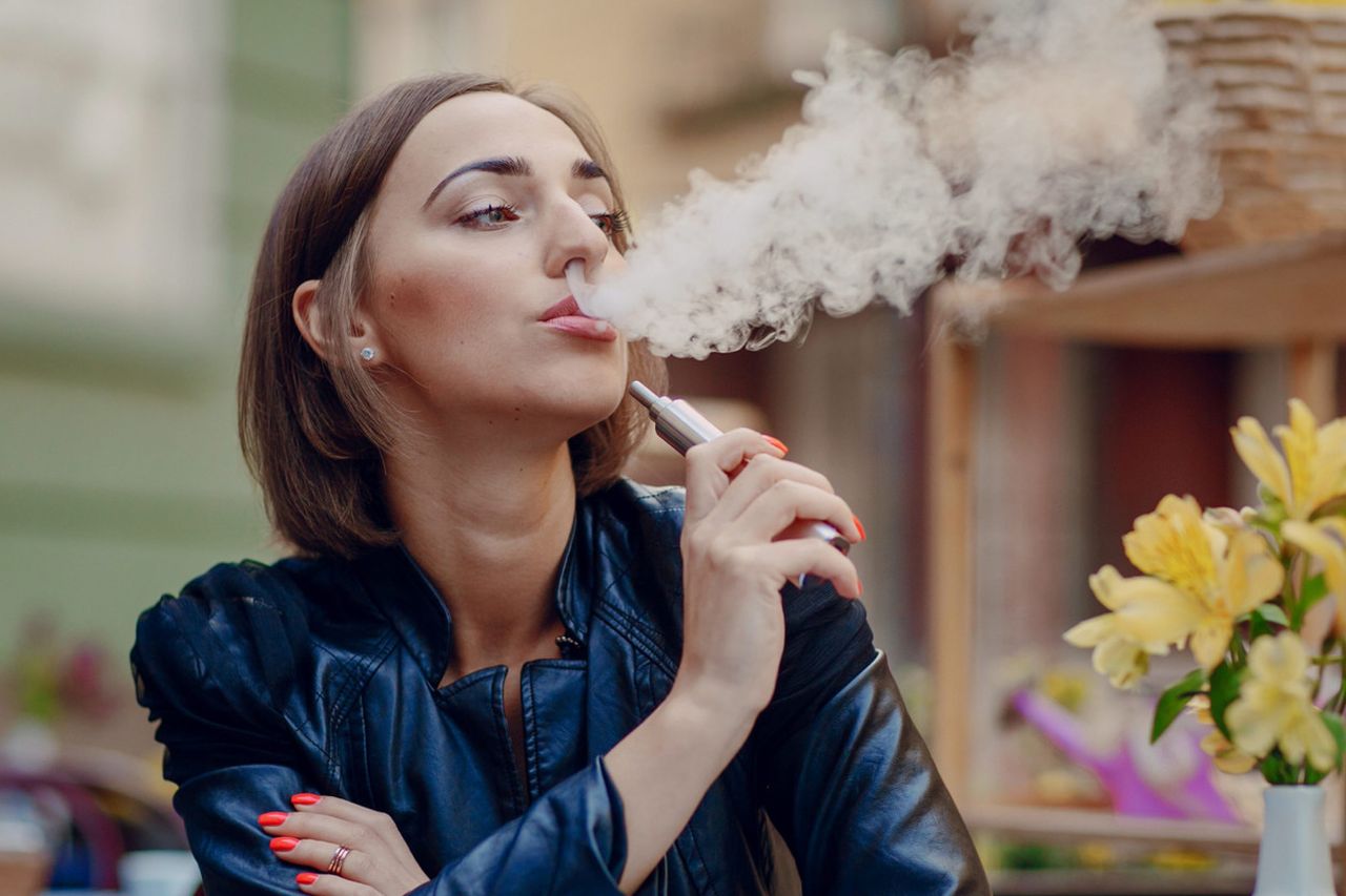E-cigarette use increases risk for asthma by 252%, study finds - The ...