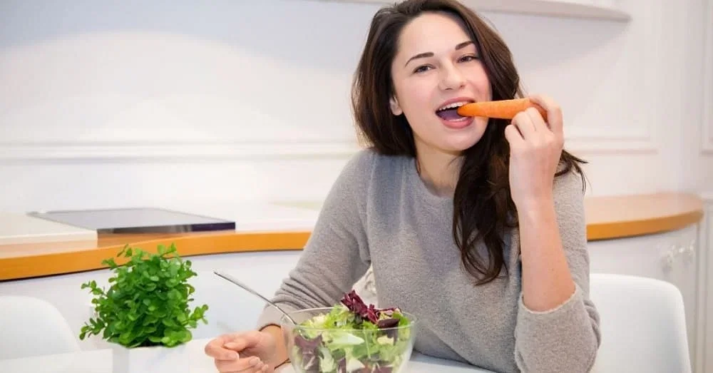 Eating this vegetable significantly lowers risk of heart attacks and cancer - The Brighter Side ...