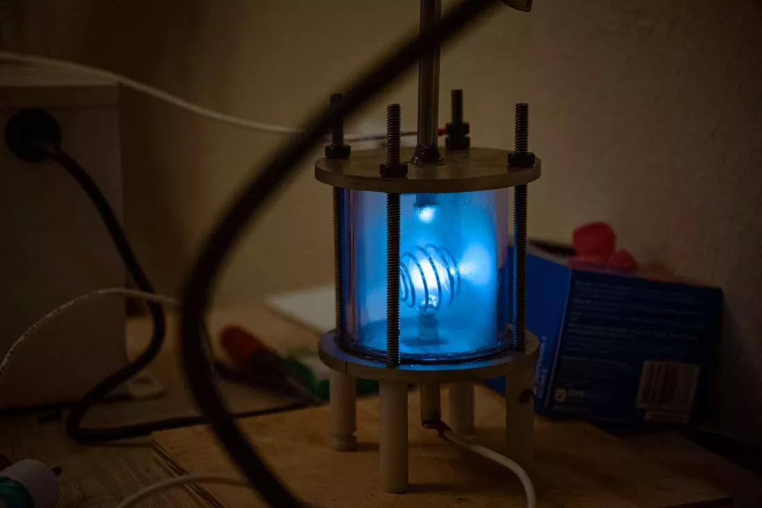 Student builds fusion reactor using off-the-shelf parts for under ...