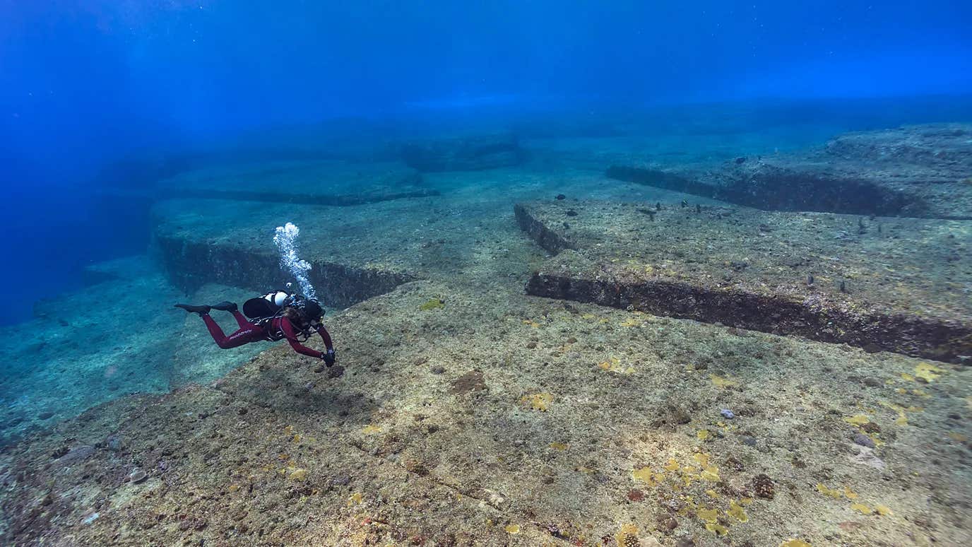 Japan's 10,000-Year-Old Underwater 'Pyramid' Is Still One of the World ...