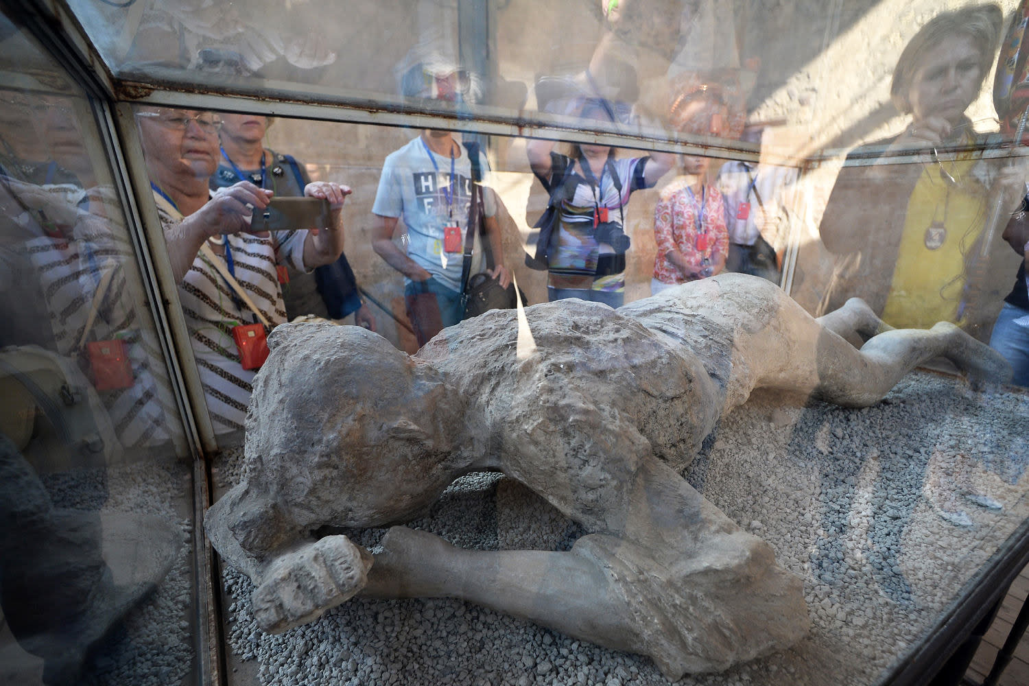 Pompeii DNA study shatters myths about their ancient lives - The Brighter Side of News