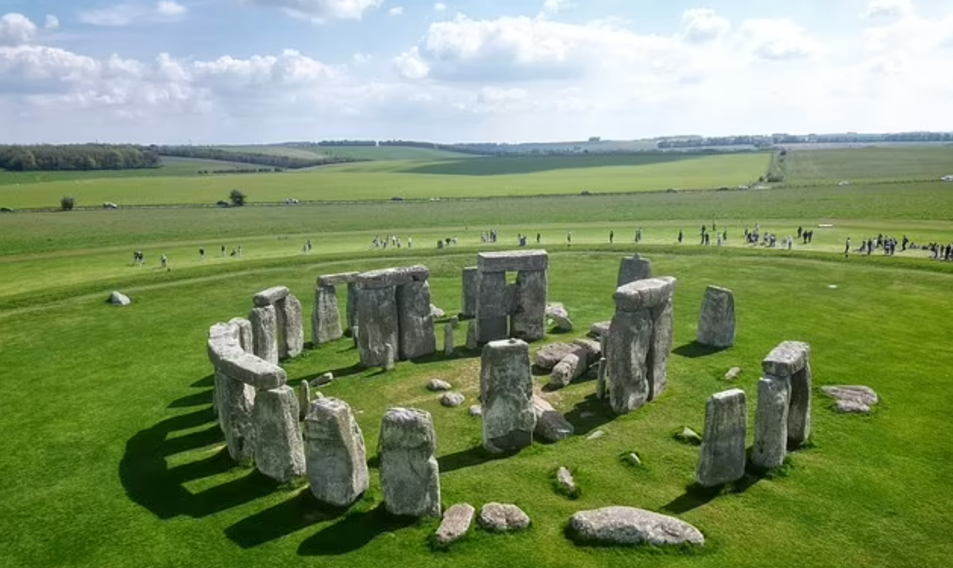 Researchers discover why Stonehenge was rebuilt thousands of years ago ...