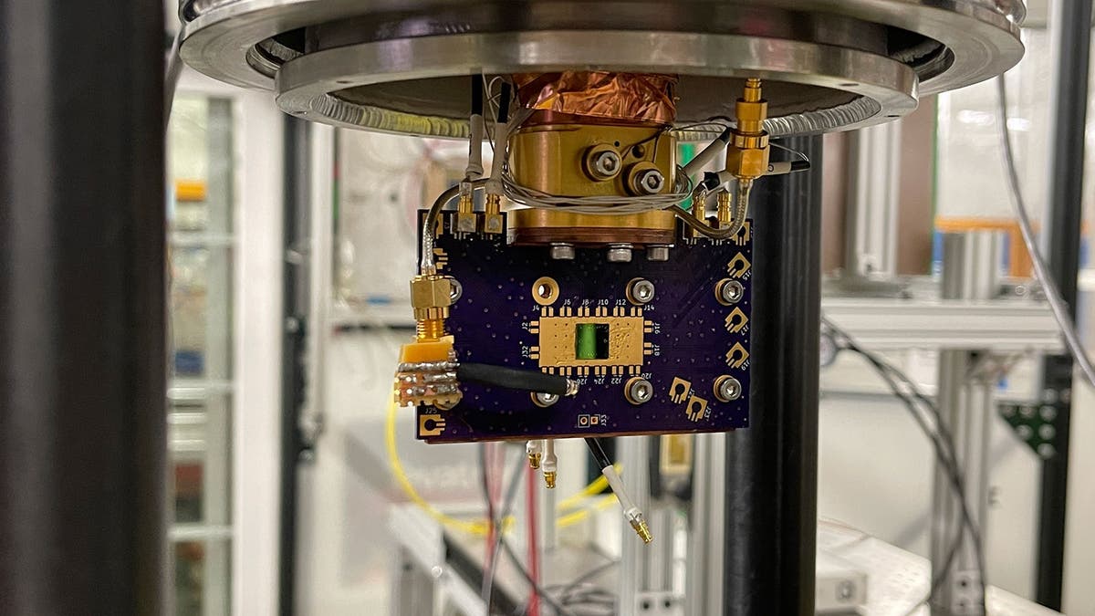 Scientists make major breakthrough in high-energy particle detection ...