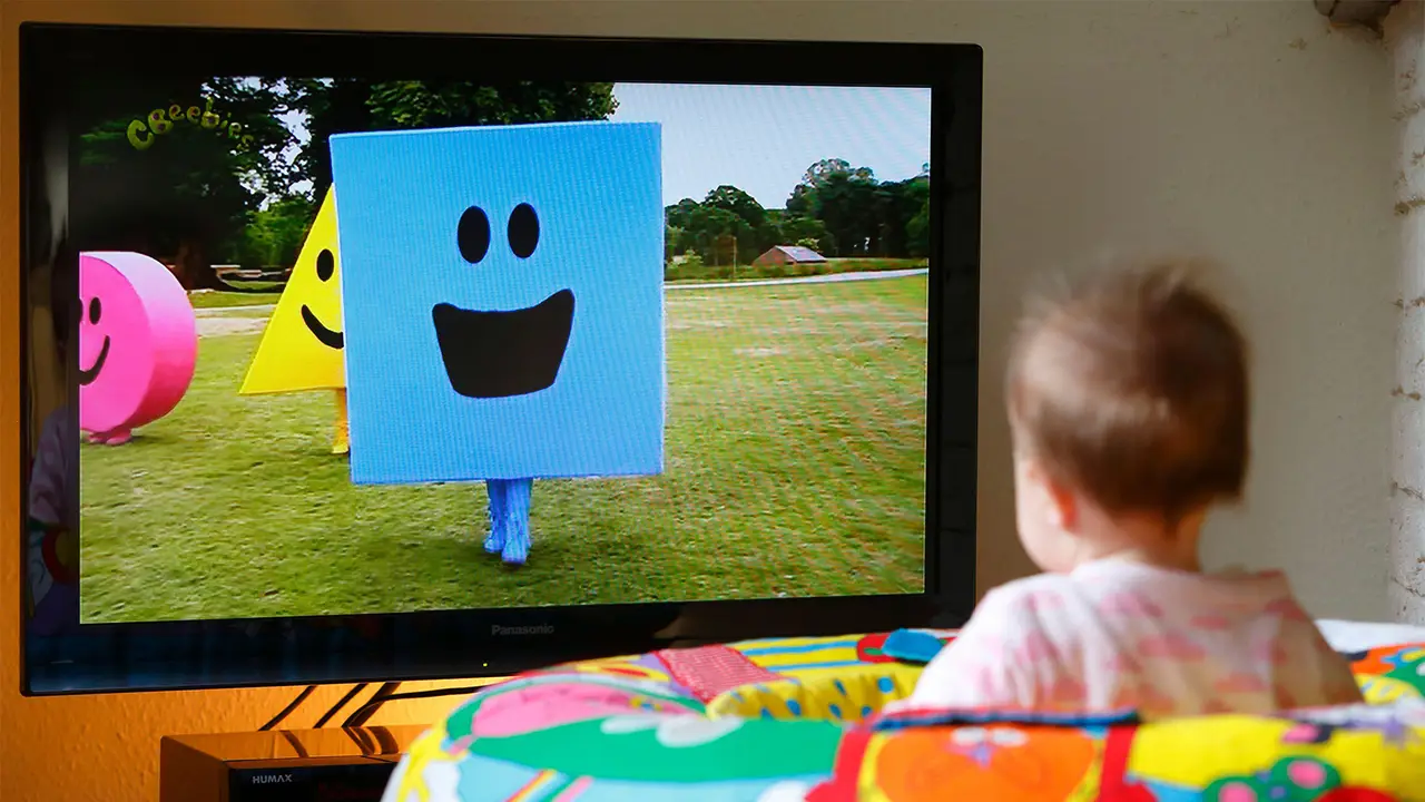 Major study finds that watching too much TV can hurt brain development ...