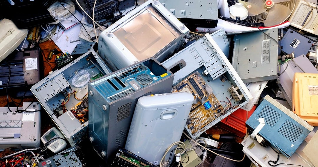 Scientists develop high-performance memory devices that dissolve in ...