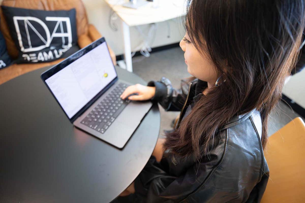 Scientists create new AI system to help visually impaired coders - The ...