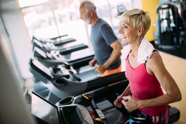 Midlife exercise linked to a 50% longer life for women - The Brighter ...