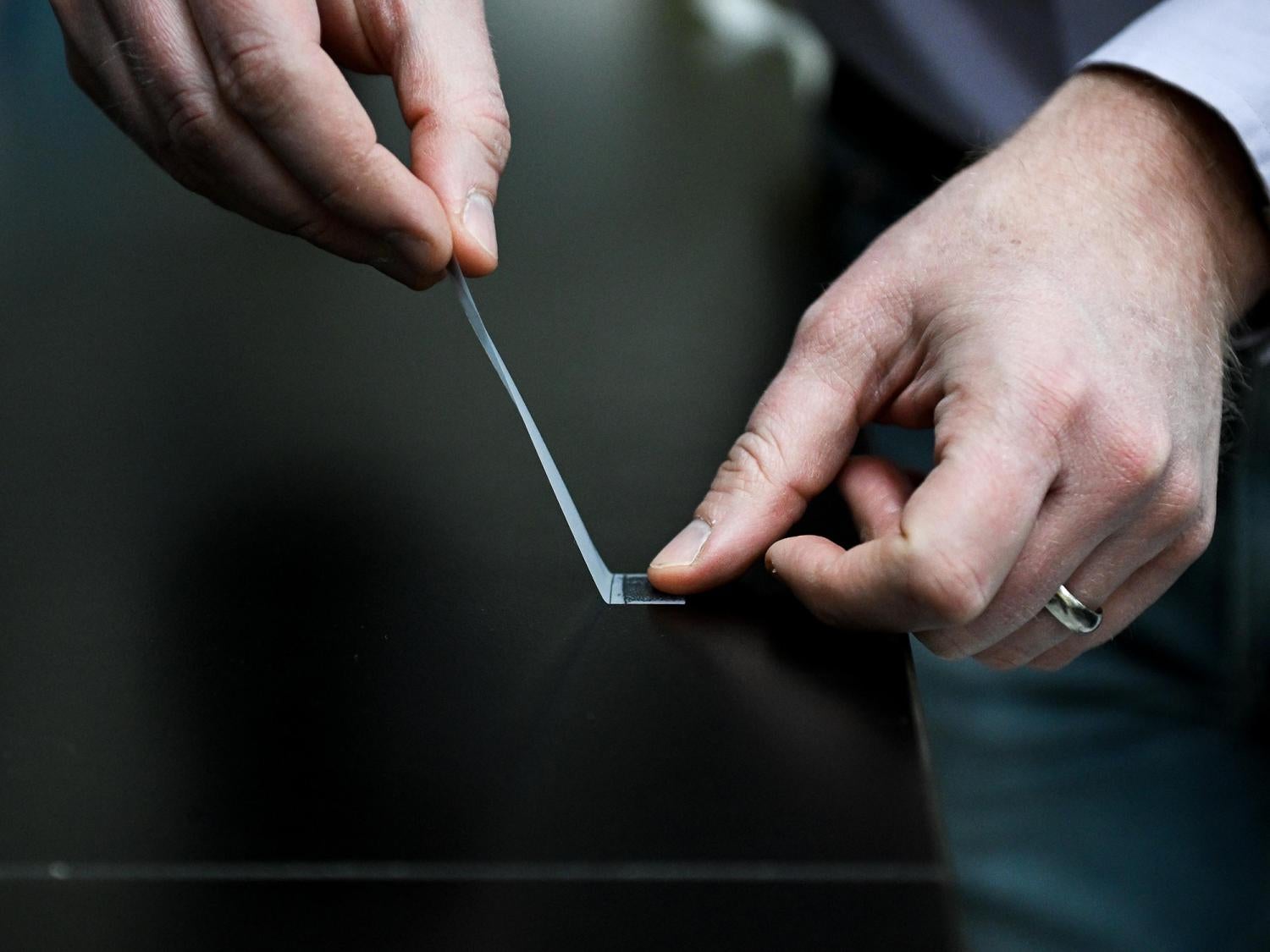 Scientists discover ordinary tape can store physical memories - The ...